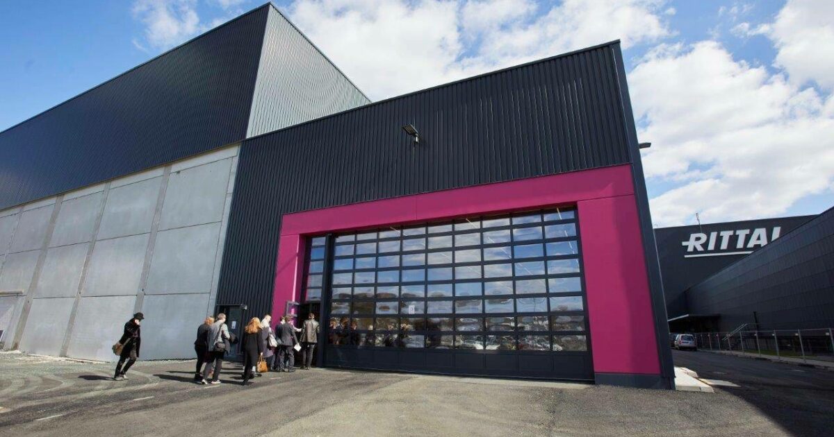 Rittal Werk Haiger gewinnt Industrie 4.0 Award | AUTlook