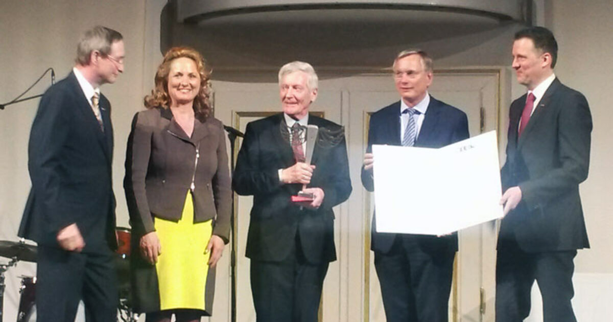 Hermes Verkehrs-Logistik Preis Entrepreneur für Peter Faller | DISPO