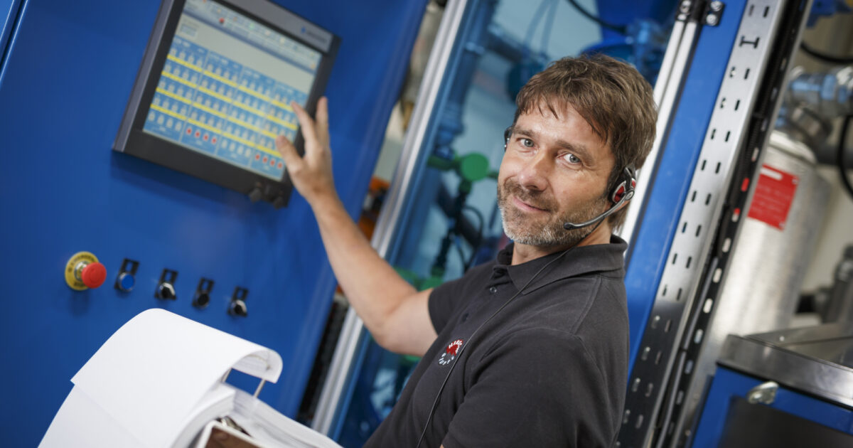 Hirsch Servo: Wie die Kärntner Fisch für Norwegen verpacken | FACTORY